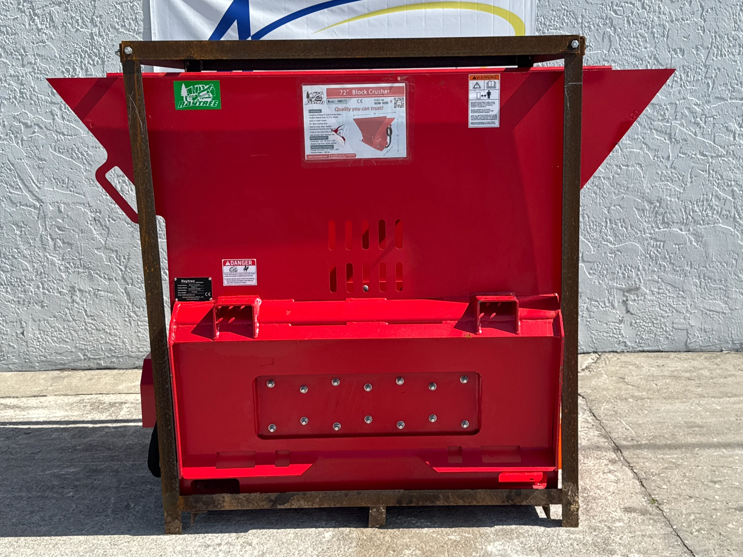 Rock & Block Crusher by Raytree | Construction Equipment