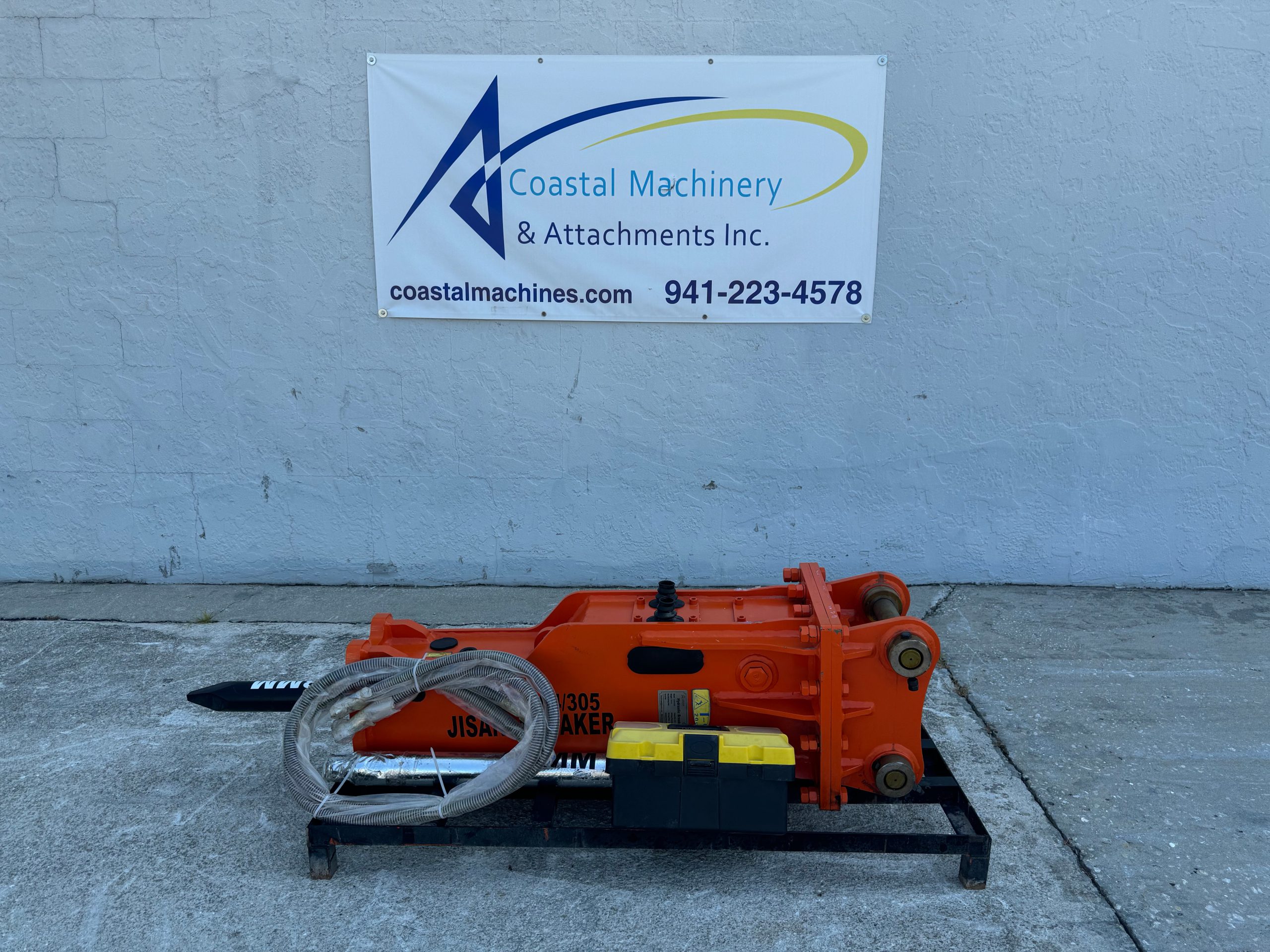 Excavator Concrete Breaker by Jisan | Construction Equipment